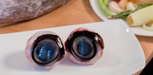 Tuna Eyeball: Would You Try Japan's Strangest Delicacy? - 9pt.com