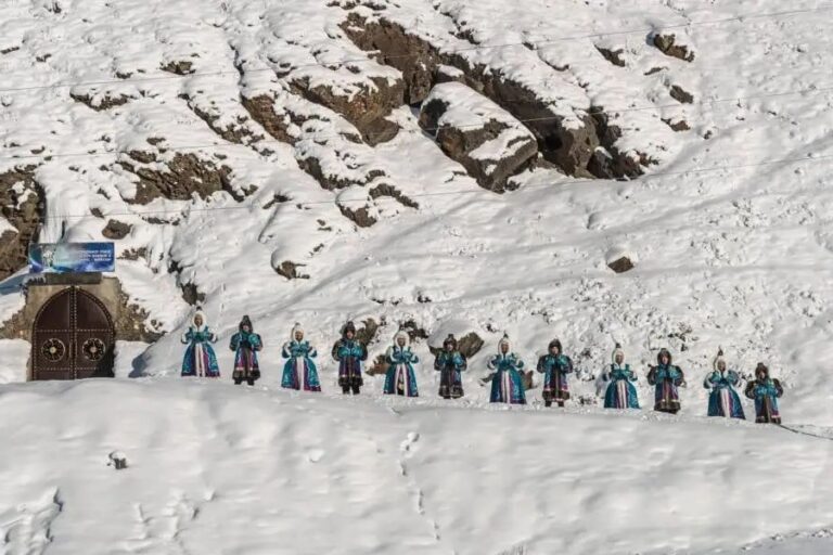 Vive la experiencia de la vida en Oymyakon, la ciudad más fría del planeta