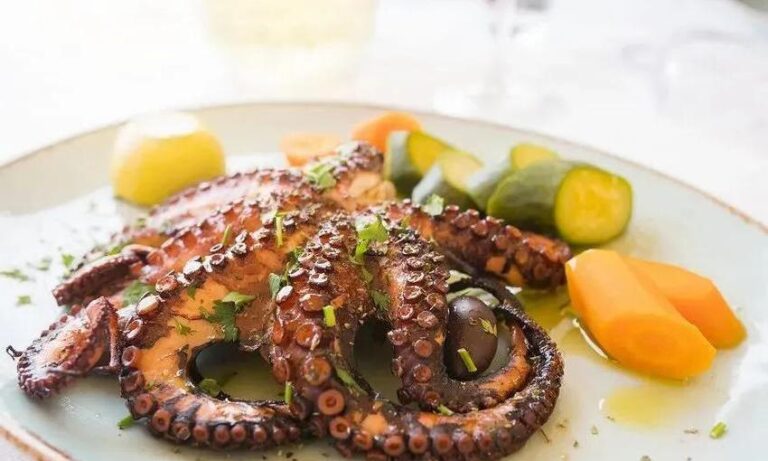 Guia da Culinária Grega: Pratos Tradicionais que Você Precisa ...