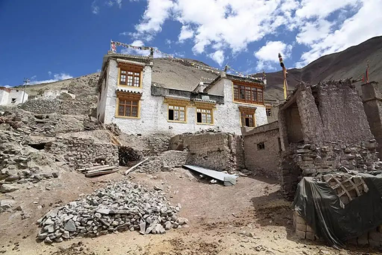 Remote Settlements: The 10 Most Isolated Places Where People