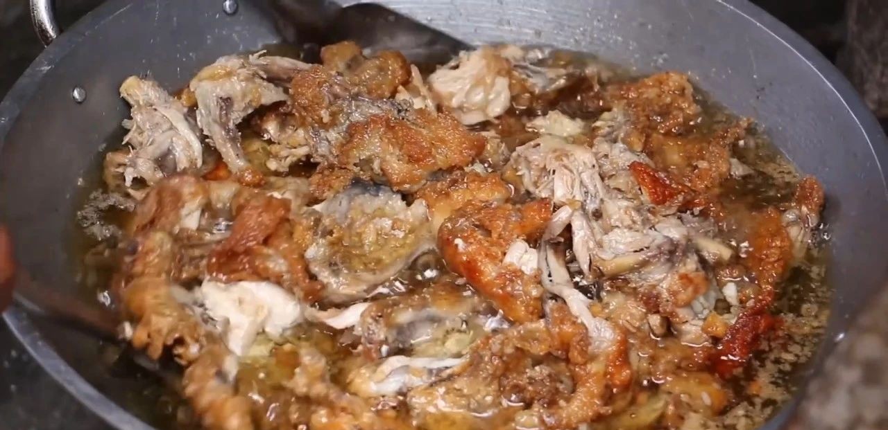 Pagpag: The Controversial Street Food Made from Trash - 9pt.com